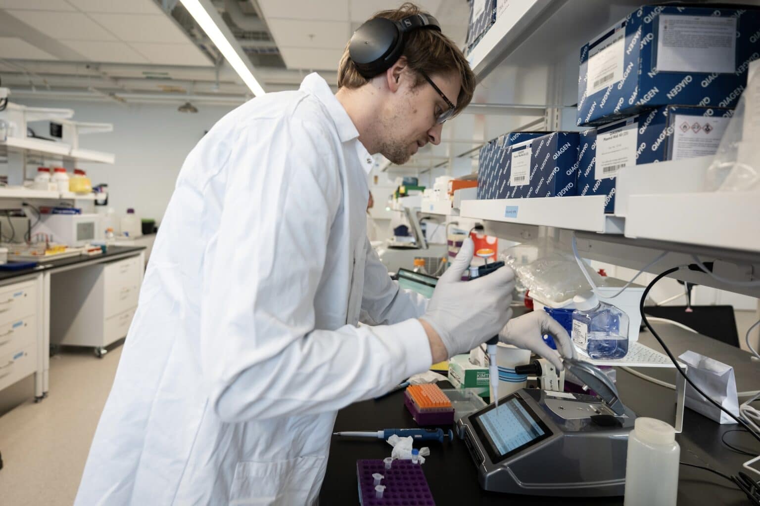 Living Medicines for Everyone: The Breakthrough That Will Bring Them to ...